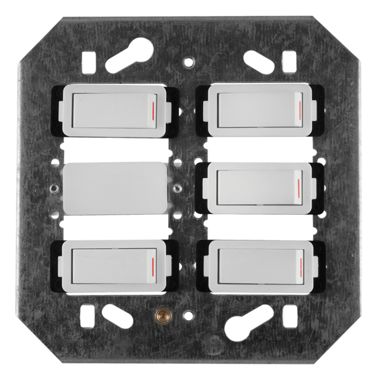 Classic 5 Lever 5x1 Way Switch on 4x4 Yoke - Crabtree Electrical