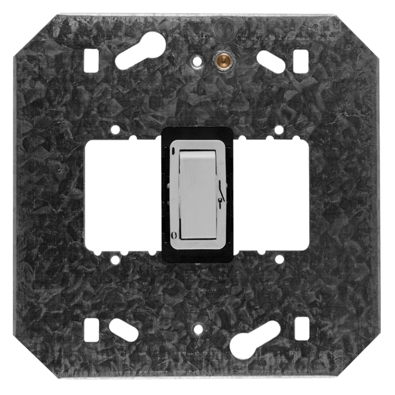 Classic 1 Lever Double-Pole Switch on 4x4 Yoke - Crabtree Electrical